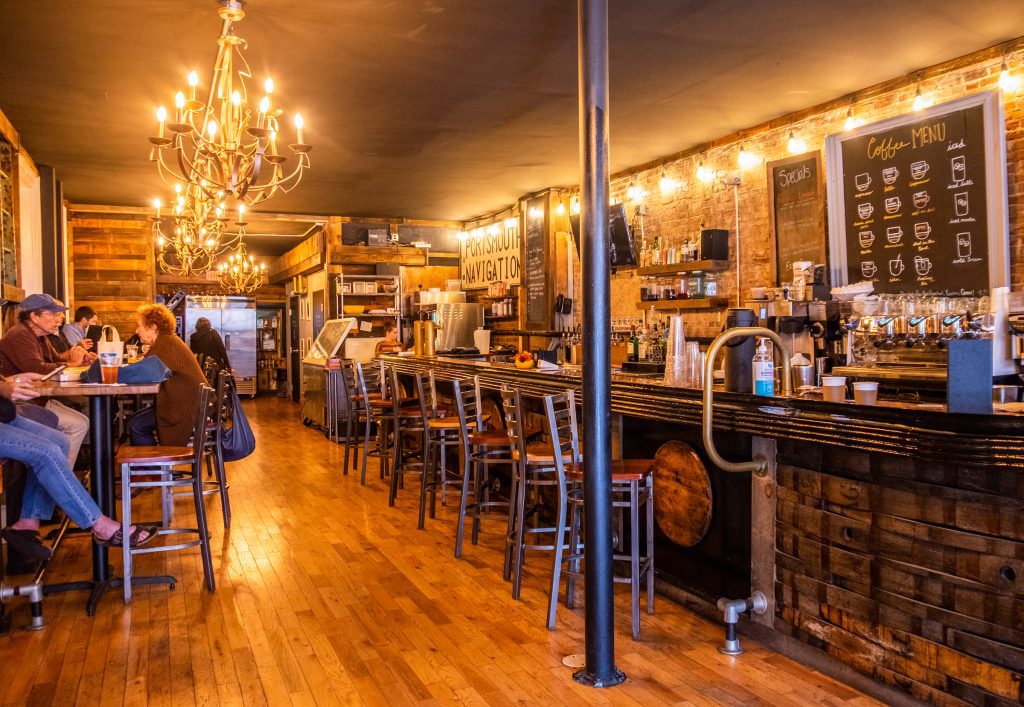 10 Best Bars in Portsmouth, NH - New Hampshire Way