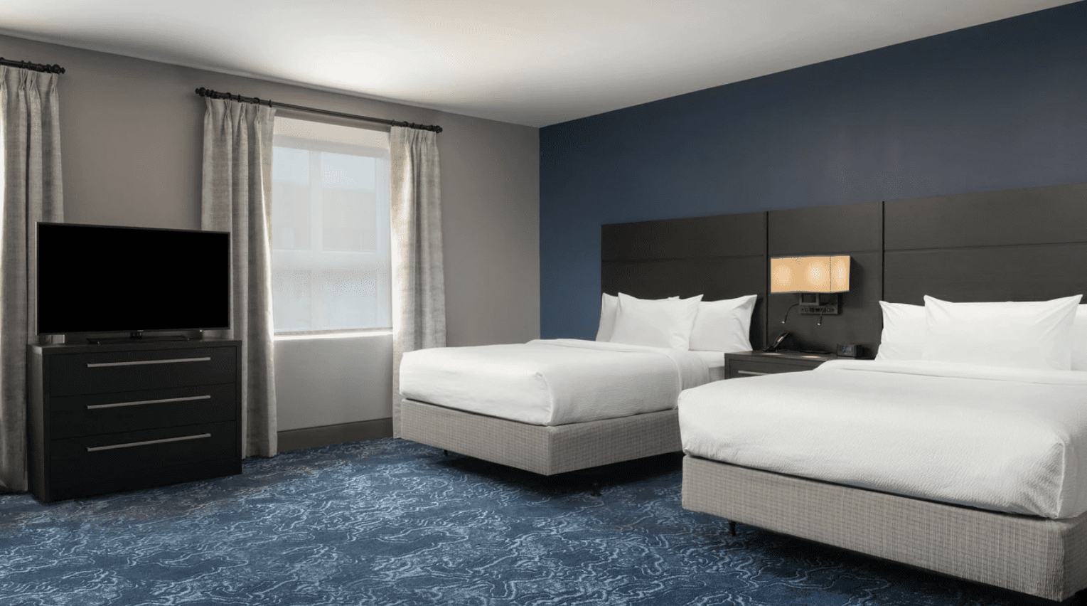12 Best Manchester NH Hotels For Your Next Trip - New Hampshire Way