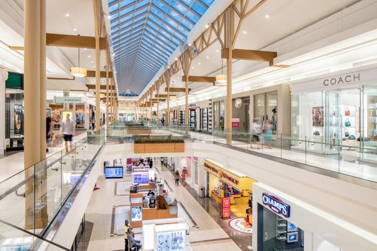 11 Best Malls in New Hampshire - New Hampshire Way